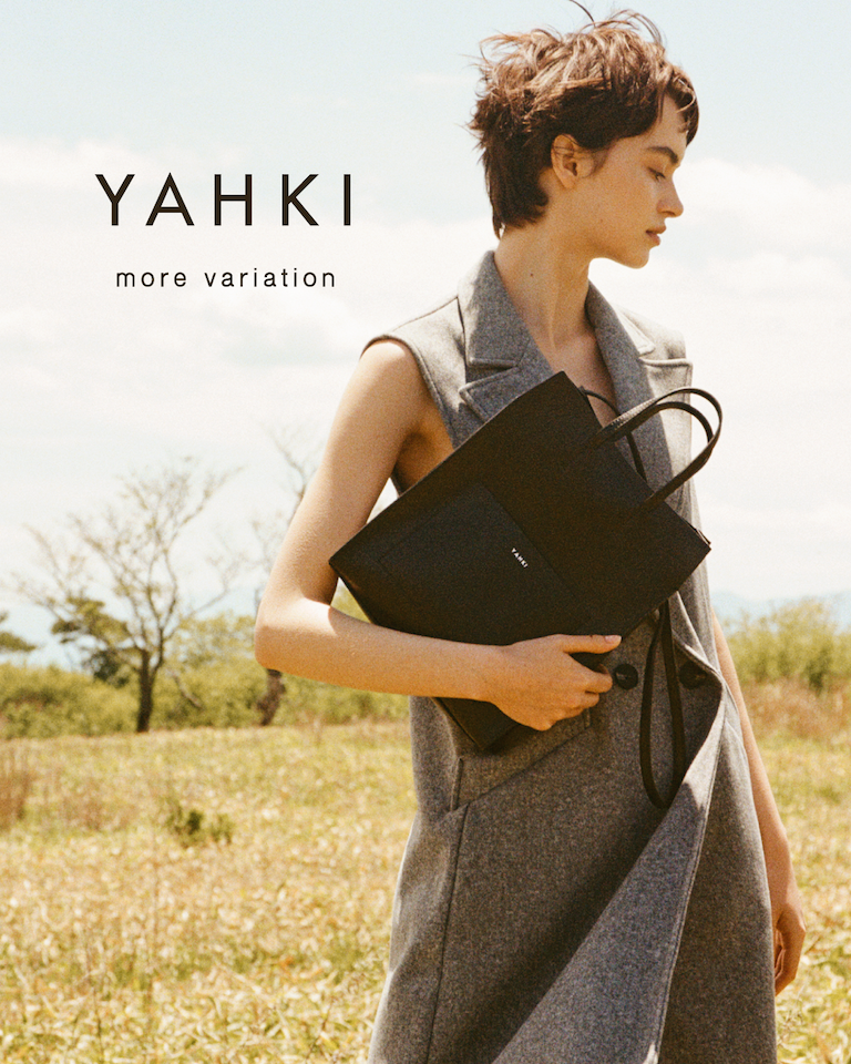 都会的なデザインが人気のバッグブランド〈YAHKI〉のポップアップショップを開催｜BEAMS